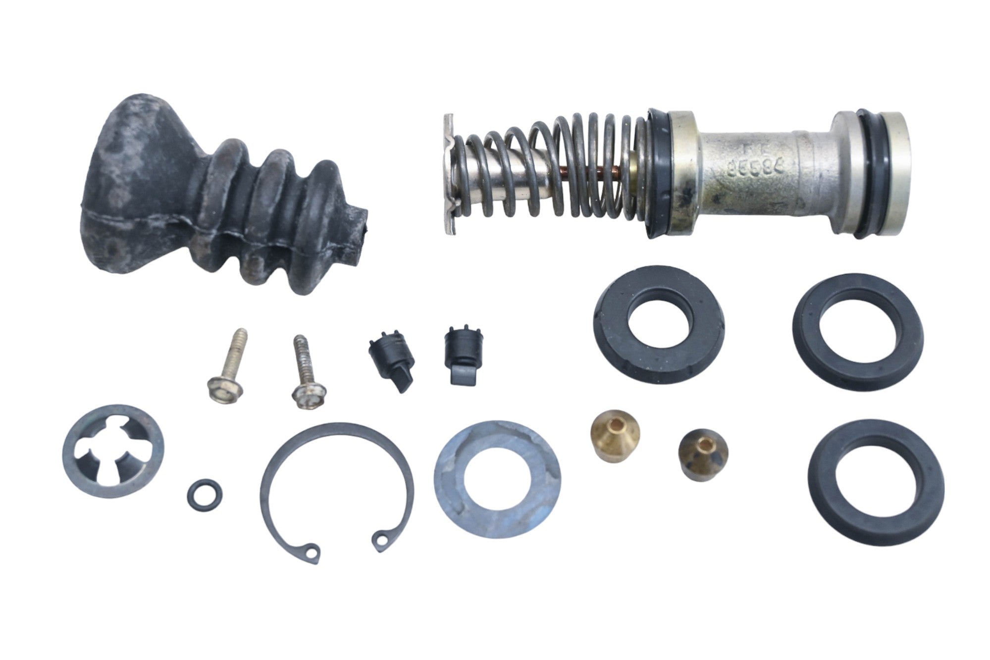 Bendix 2740 Master Cylinder Repair Kit NOS – In Stock Motorsports, Inc